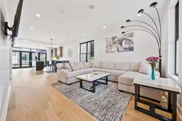 Jungle House Premier Residences - Downtown Columbus & Short North - Dublin, OH