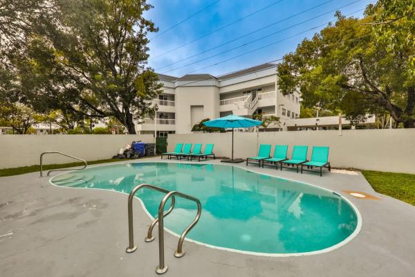 Friday Family Feels Only - Miramar, FL