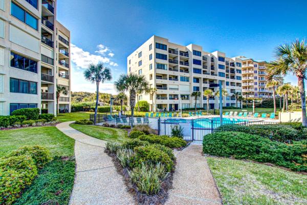Oceanfront Condo With Pool & Tennis - Balcony, Ac, Wifi & Washer/dryer - Fernandina Beach, FL