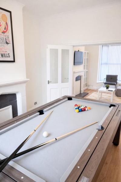 4 Bedrooms 8 Beds Wi-fi Smart Tv Games Room - Beverley