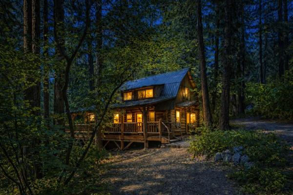 Guten Cabin By Nw Comfy Cabins - Lake Chelan, WA