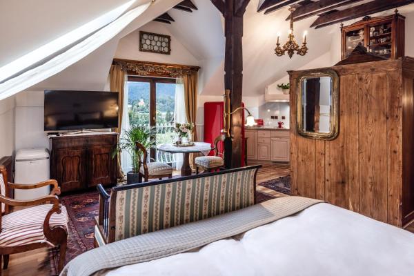 Historic Lake View Bled Apartment - Bled
