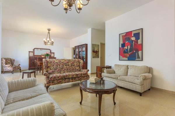 Golden Getaway - 3br, Achrafieh - Beirut