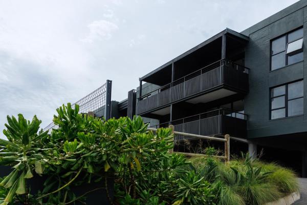 Husk 17 - Sheffield Beach - Dolphin Coast