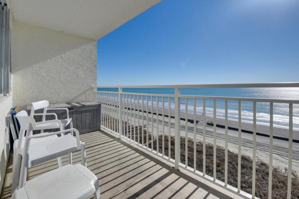 Direct Beach Access: North Myrtle Condo! - Cherry Grove Beach, North Myrtle Beach