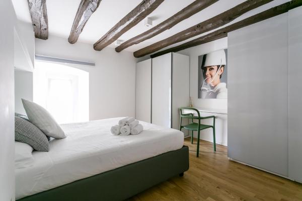 Navigli - Via Mortara 17 - Milaan