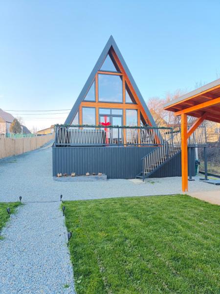 Roua A-frame - Jina