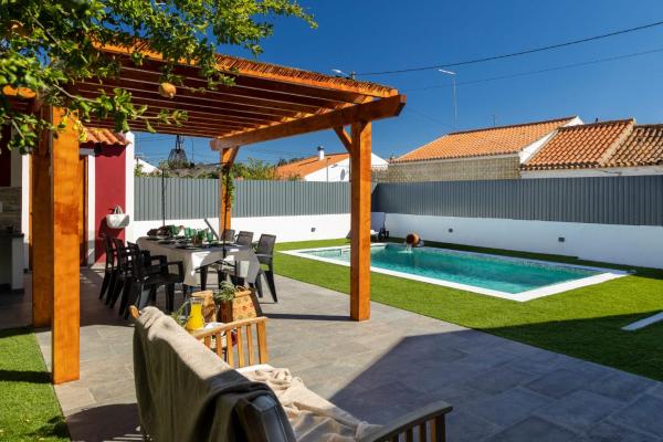 Andorinhas Lagoiços - Garden & Pool Residence - Montargil
