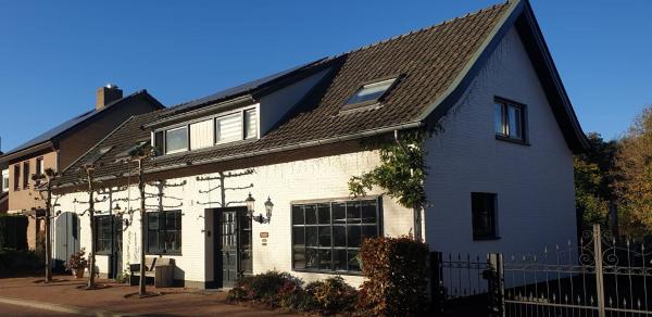 Bed And Breakfast Bergs Huuske - Roermond