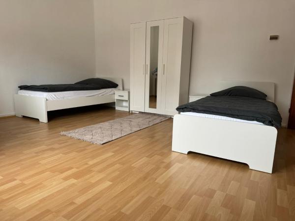 Zimmervermietung Mit Gemeinschafts Bad Und Küche - Kiel