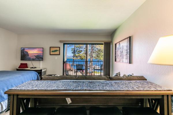 Striking Studio W/lake View #244 At Donner Lake Village - Truckee, CA