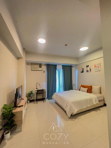 Studio Unit With Balcony In Manhattan Heights - Quezon City