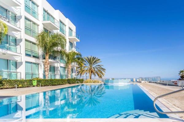 Seaview Beachfront Paradise Apartment - Protaras
