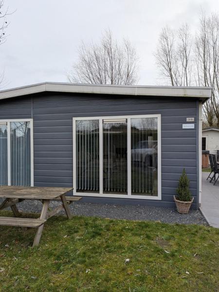 Bright Holiday Home With Hot Tub Near Breda - Dongen