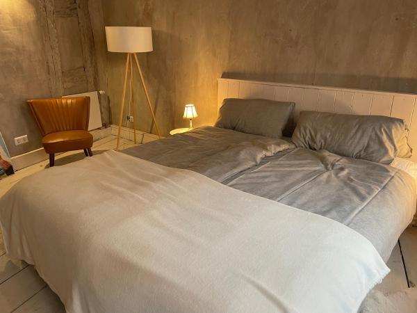 Ein Ort Der Geschichten Erzählt - Rhodt unter Rietburg