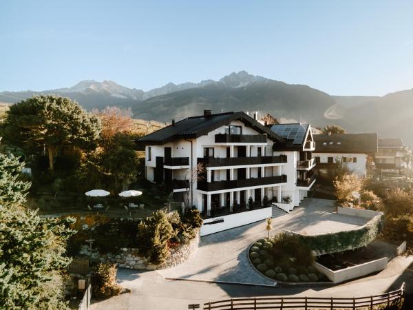 Stricker Aparthotel - Tirol