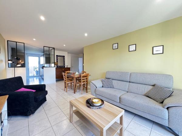 Le Bignon - Wifi, Tv, 4 Personnes, 1 Min à Pied Du Tram - Nantes