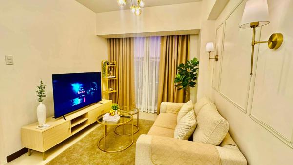 Brand New Cozy 2 Br Unit In Pasig - Makati