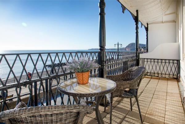 Wyndham Balcony Apartment - Sidmouth
