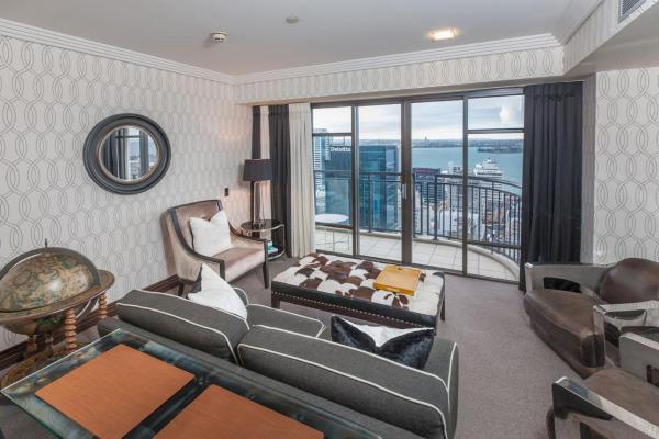 Harbour View One Bed In Iconic Heritage Building - Auckland