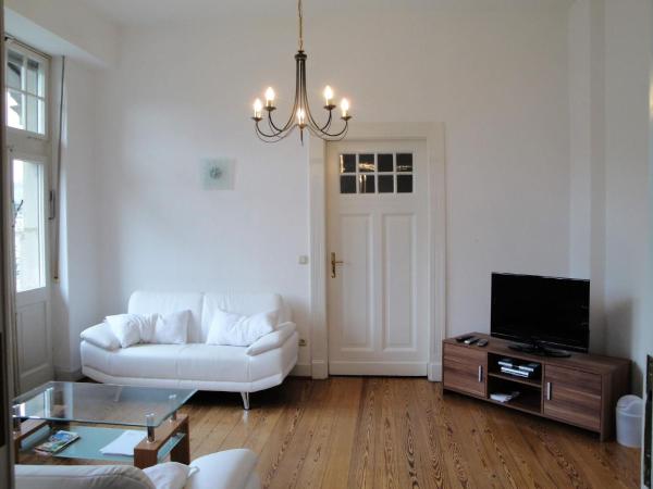 Apartment Wohnung In Einem Historischen Gebäude Mit Balkon Und Blick Auf Die Mosel By Interhome - Ediger-Eller