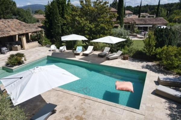 Villa De 300 M Au Coeur Du Luberon Au Calme Sans - Eyguières