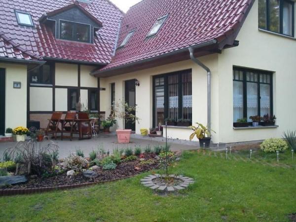 Holiday Home Haus Am Seeufer In Plau Am See By Interhome - Plau am See