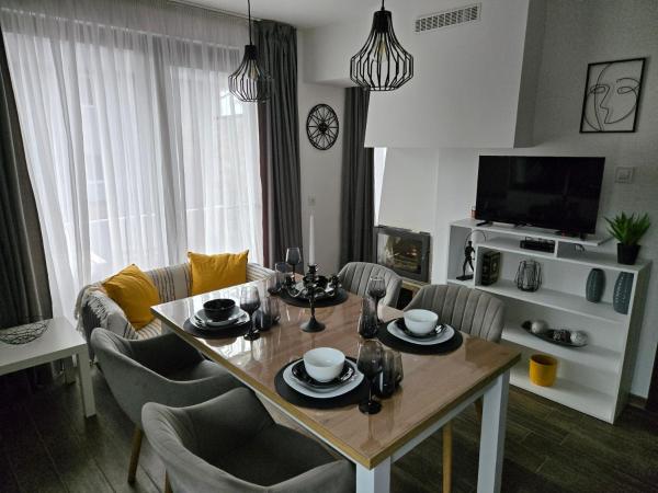 Sunny Apartment, Top Center, Free Parking, Near Aubg - Bulgarije