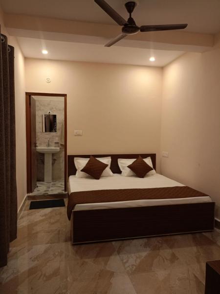 Chill With Pahadi - Jim Corbett National Park