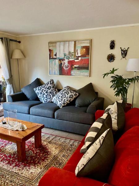 Casa Curicó Full Equipada, Excelente Ubicación 3 Habitaciones, 3 Baños - Curicó