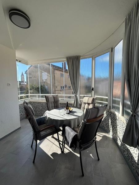 Seafront City Apartment Ana Trogir - Trogir