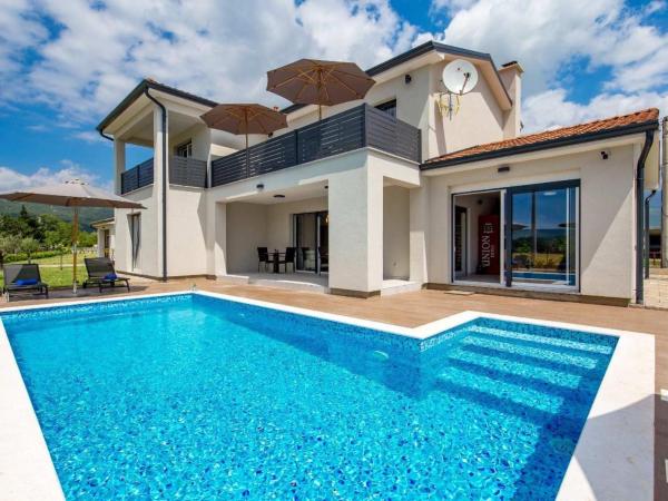 Holiday Home Schönes Haus Für 8 Personen Mit Großem Schwimmbad By Interhome - Rijeka