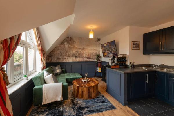 The Curators Penthouse Art, Antiques, Arboretum - イギリス ダービー