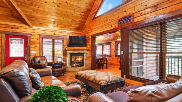 Big Bear Ridge By Avantstay - Pigeon Forge, TN