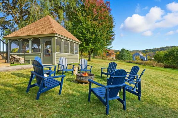 5br Galena Retreat Hot Tub Game Room - Galena, IL