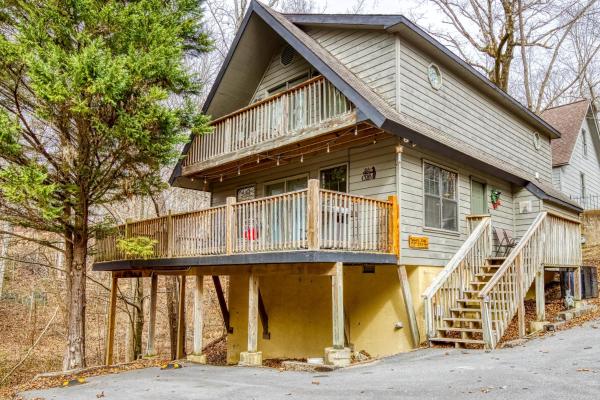 Timbers Edge Family-friendly 4br Cabin Near The Parkway - Pigeon Forge, TN