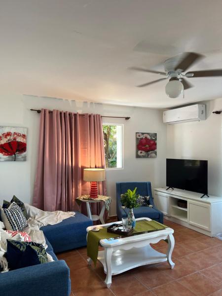 Cozy 3br Apartment Private Beach & Pool Access - Punta Cana