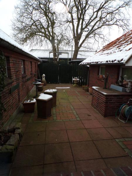 Ferienwohnung Helmut Erdgeschoss 2 Schlafzimmer Mit Innenhof - Bad Langensalza