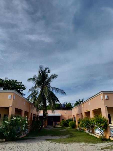 Crisols Beach Resort Malapascua Island - Daanbantayan