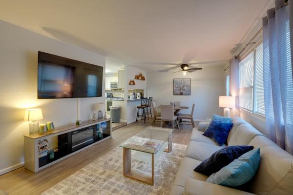 U-med District Townhome With Private Yard And Grill - Anchorage, AK