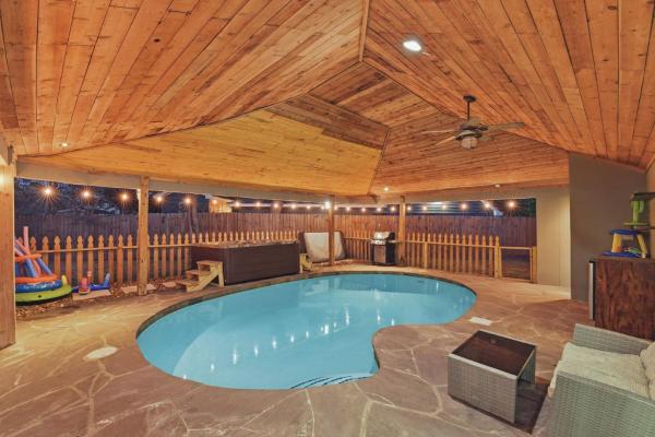 Pool Hot-tub - 4 Br Luxury Home In Friendswood - Pearland