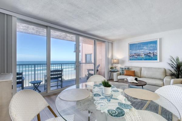 Oceanfront,heated Pool, Tennis Courts, Balcony - New Smyrna Beach, FL