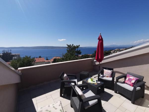 Apartment Wohnung Für 6 Personen Mit Terrasse Und Meerblick By Interhome - Crikvenica