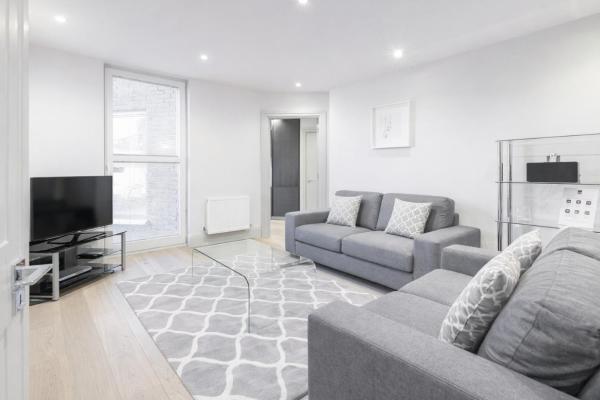 Roomspace Serviced Apartments - The Quadrant - ハロー