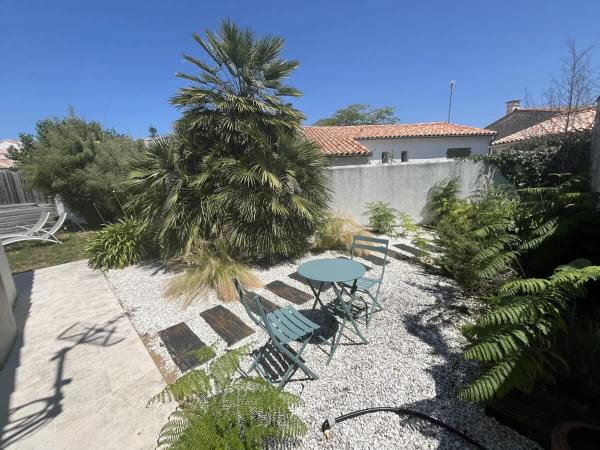 La Villa Des Vignes Au Coeur De Rivedoux-plage - Département Charente-Maritime