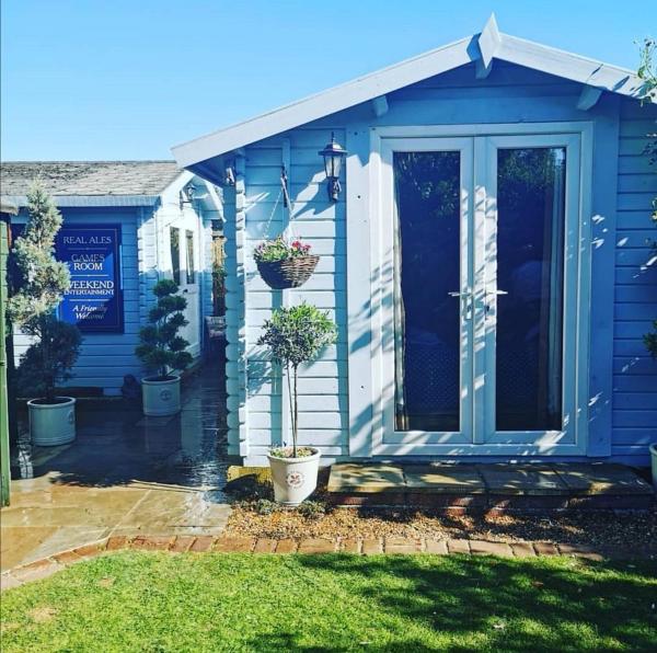 Weston's Wood Cabins - Norfolk