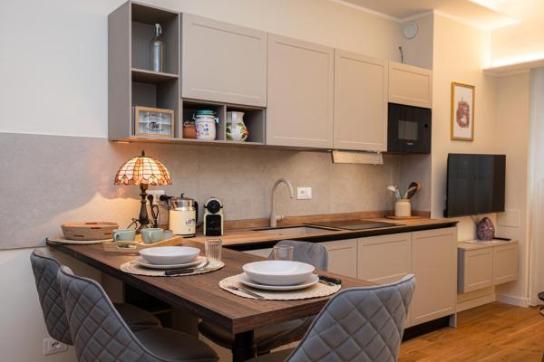 Costanza Home, Moderno Ed Elegante Nel Cuore Della Città Di Milano, Nuova Metro Blu, Comodo Per Duomo, San Siro E Rho Fiera Milano - Milan