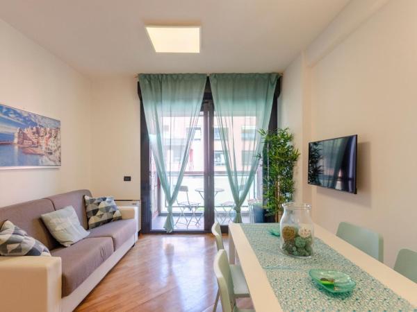 Apartment Dock Of The Bay Genova- 2b 1b- 2 Garage E Balcone By Interhome - Genova