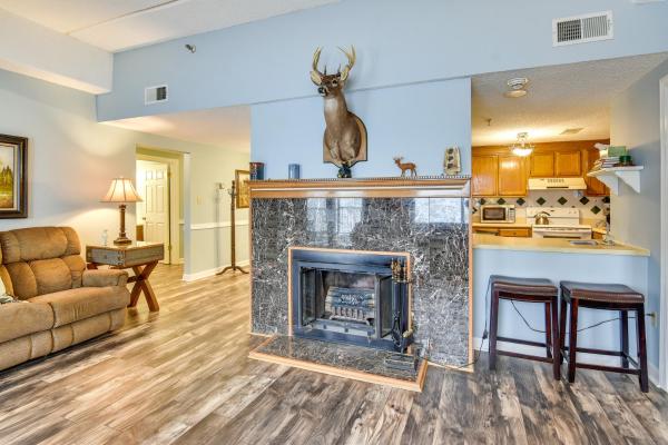< 4 Mi To Sugar Mtn Resort: Condo W/ Indoor Pool! - Linville, NC