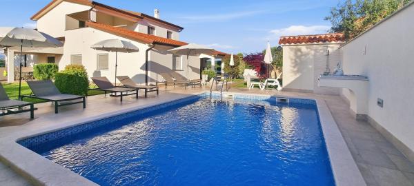 Villa Kasandra - Ruhe & Eleganz In Buje, Istrien - Koper